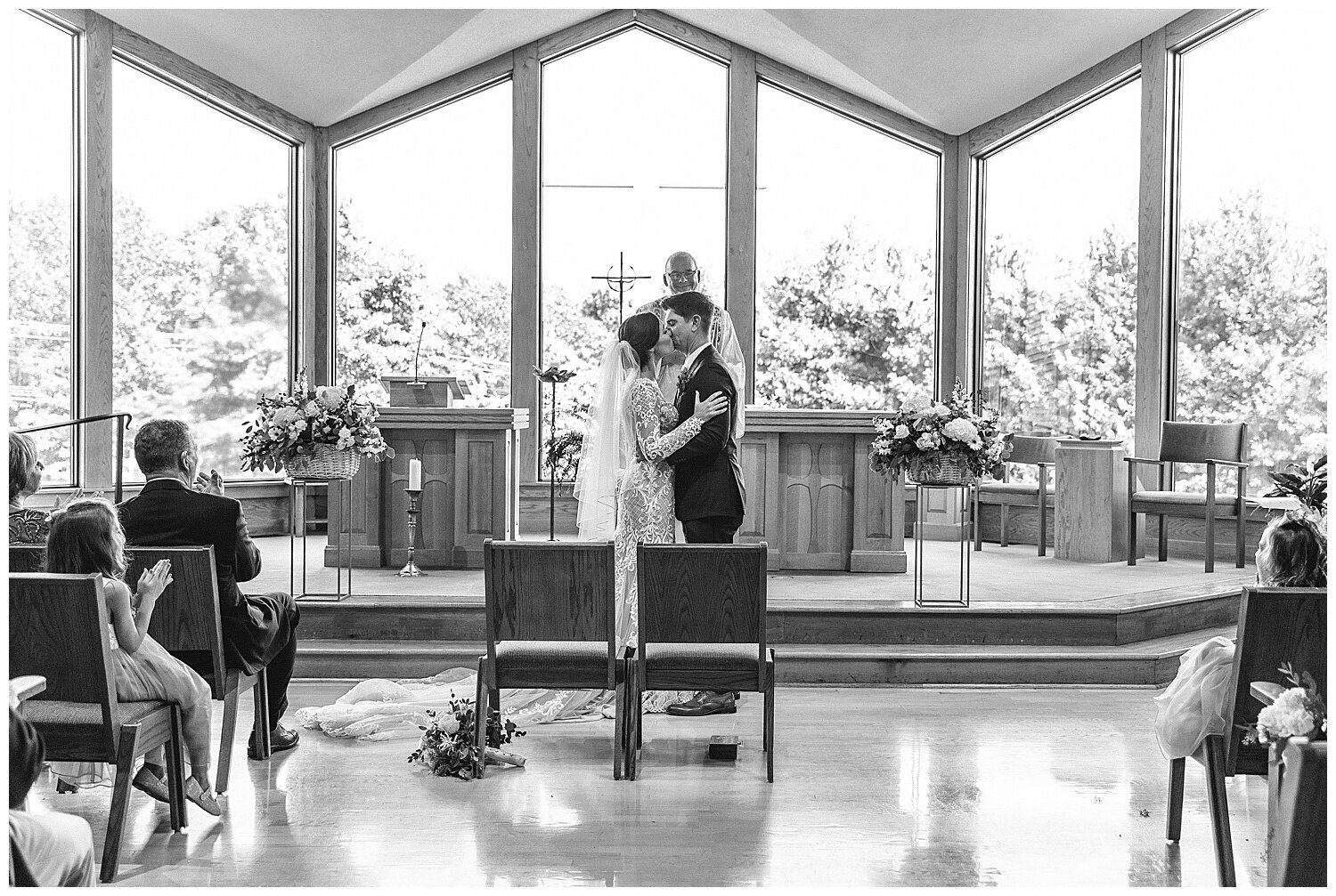 Fall Wedding TPC River Highlands Golf Club Wedding - stellabluephoto.com